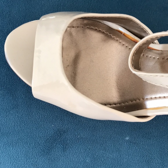 Marco Santi | Shoes | Marco Santini Beige Patent Gold Mini Platform ...